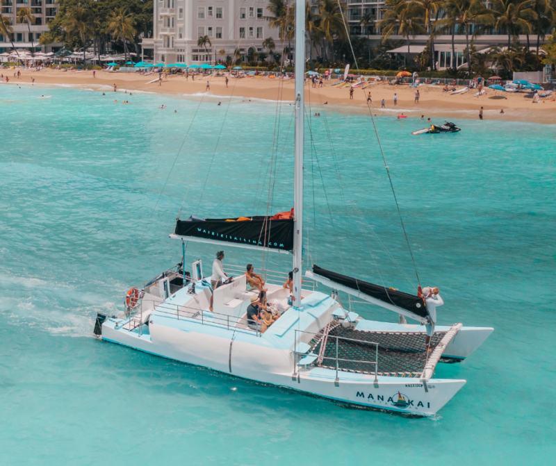 What is a Catamaran? The World of Twin-Hulled Boats - Click&Boat Blog